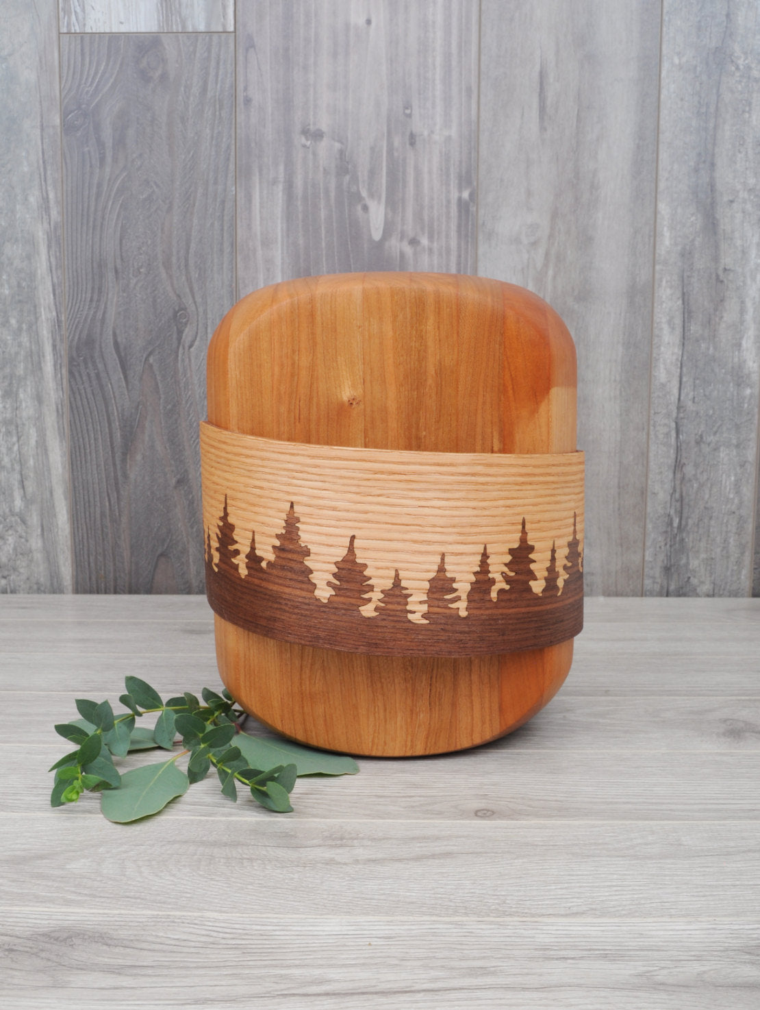 Funeral urn Forest
